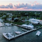 The Snapper Inn Waterfront Restaurant - Oakdale, NY